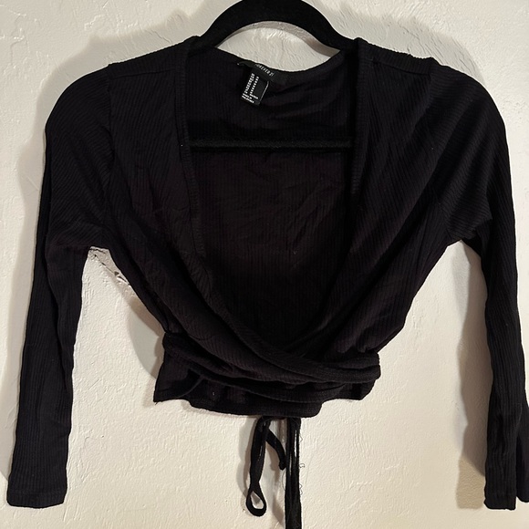 Forever 21 | Tops | Forever 2 Black Long Sleeve Wrap Around Top | Poshmark